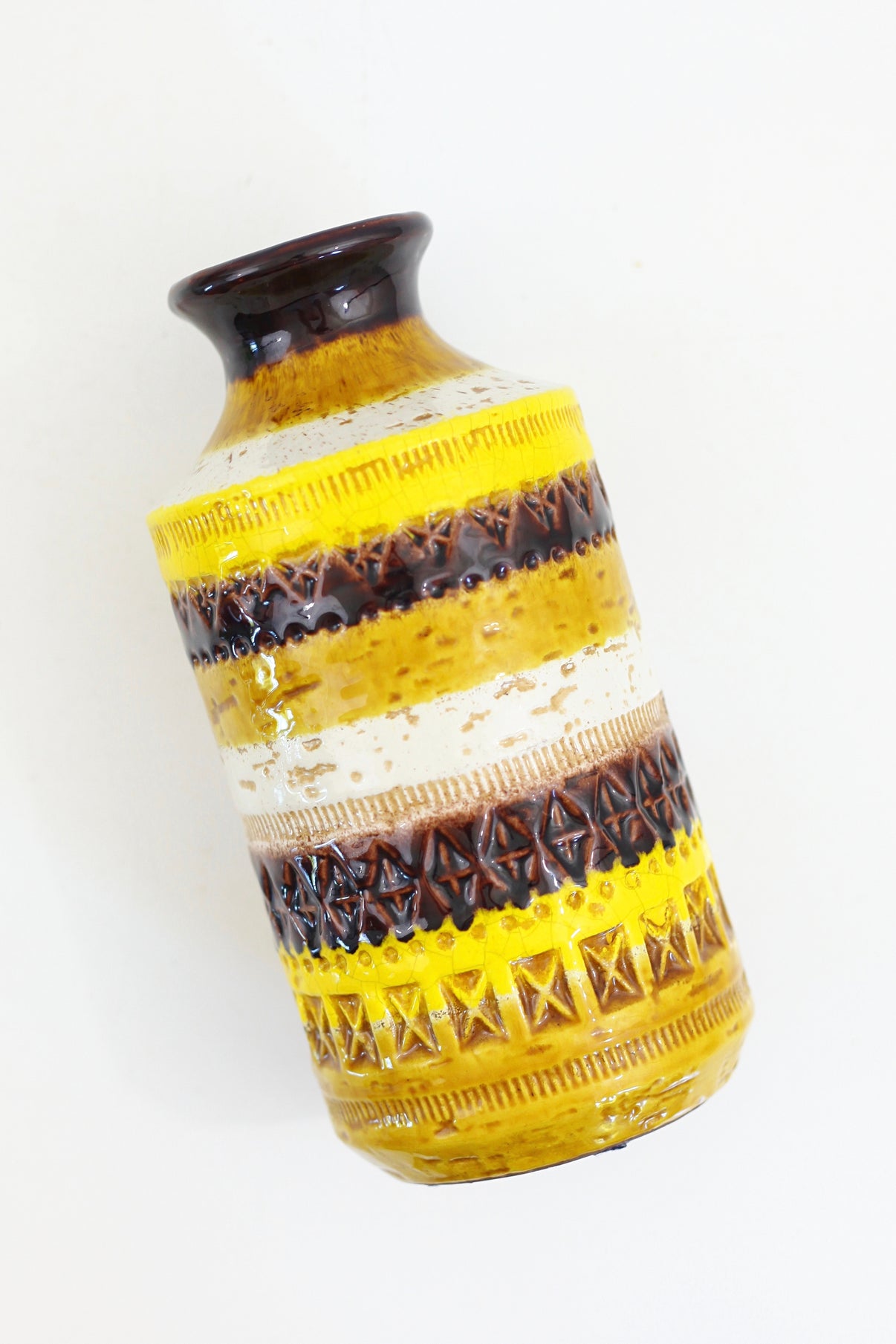 SOLD - Mid Century Modern Yellow Bitossi Vase – Wise Apple Vintage