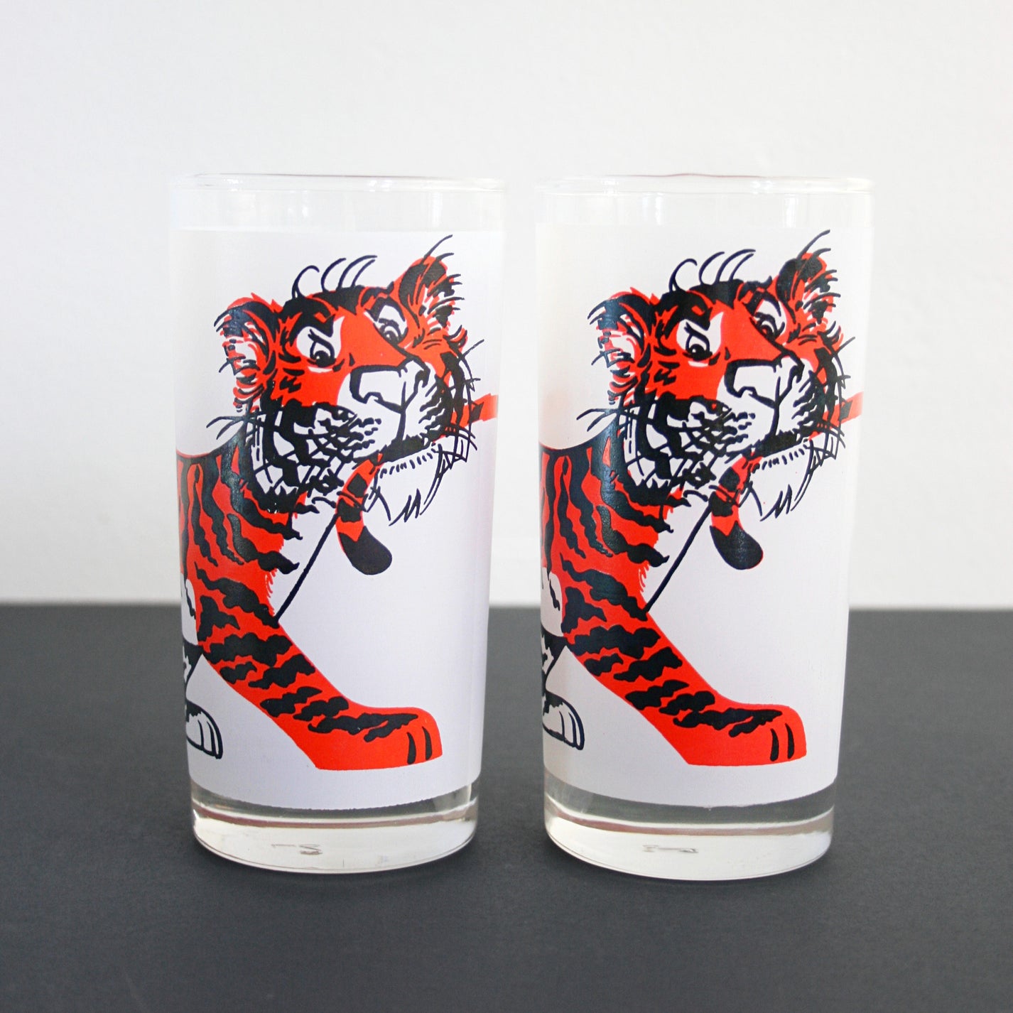 SOLD - Vintage Esso Tiger Glasses – Wise Apple Vintage