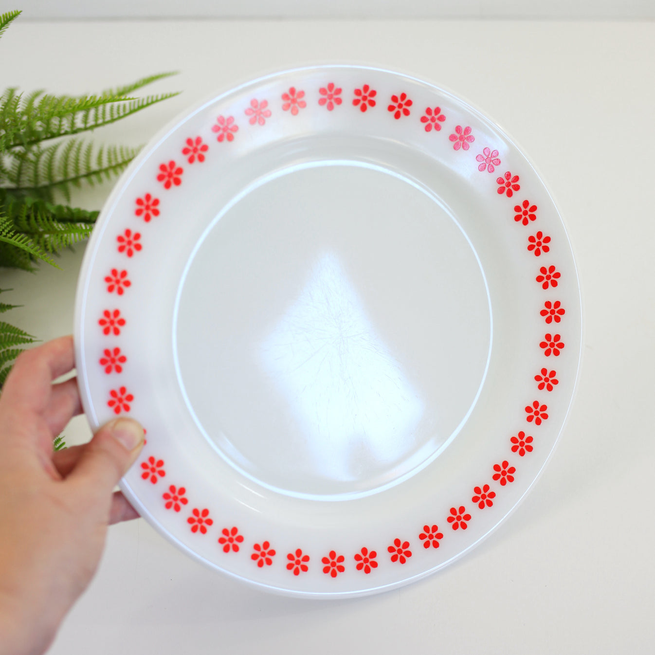 SOLD - Vintage Pyrex Friendship Red & White Flower Plate – Wise Apple ...