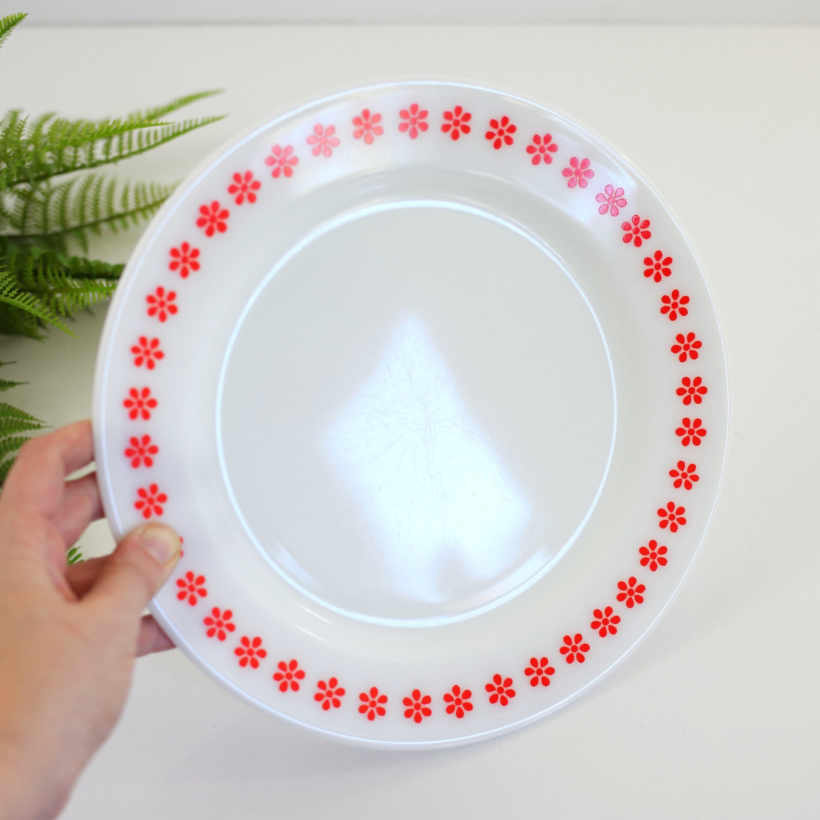 SOLD - Vintage Pyrex Friendship Red & White Flower Plate – Wise Apple ...